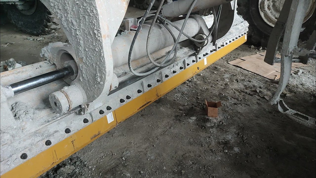 HOW TO | Replacing Badly Worn BLADE on a Motor Grader | Caterpillar ...