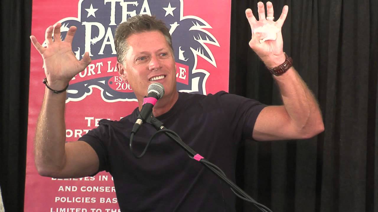 Doug Giles Senior Pastor of the Clash Church. - YouTube