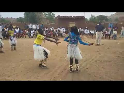 Nuba Mountains Traditional dance - YouTube