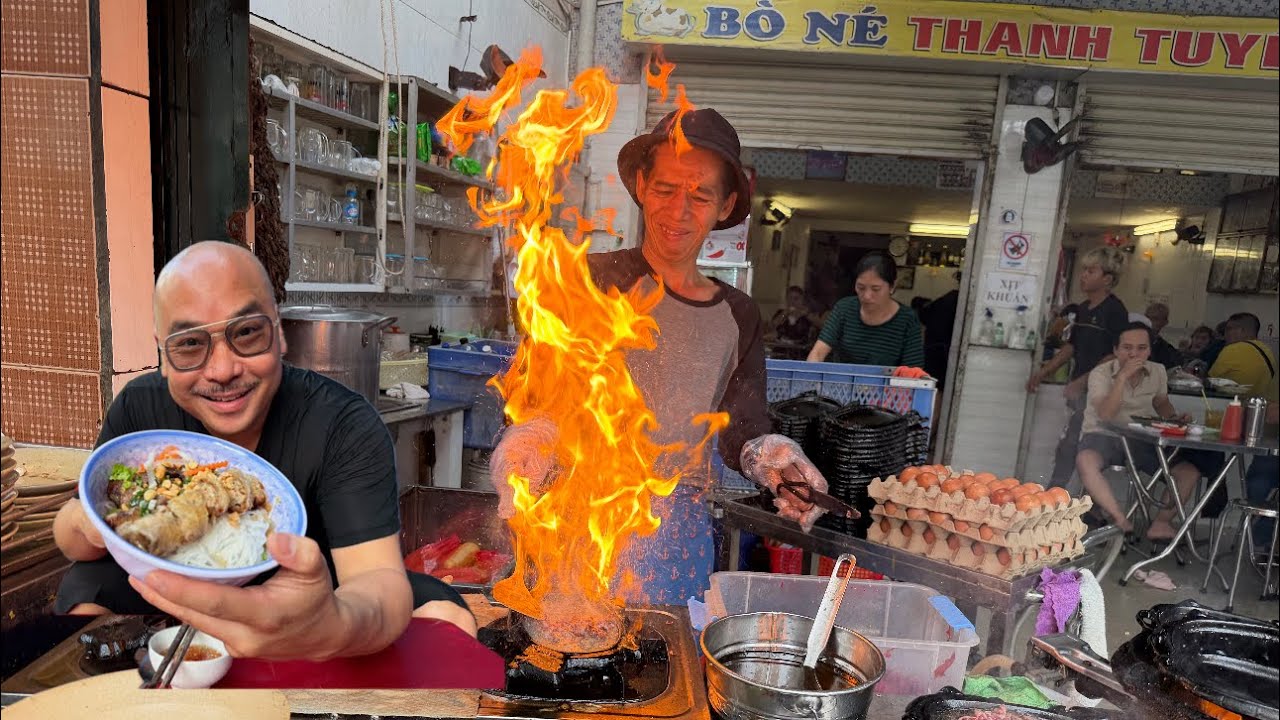 2 Must-Try Saigon Street Foods You Can’t Miss in Ho Chi Minh City - YouTube