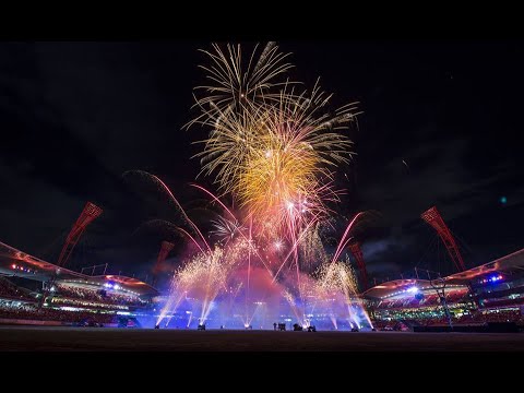 Fireworks - Sydney Royal Easter Show 2022 - YouTube