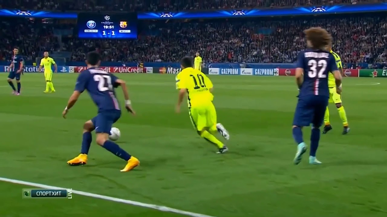 Messi does the unbelievable!!!! - YouTube