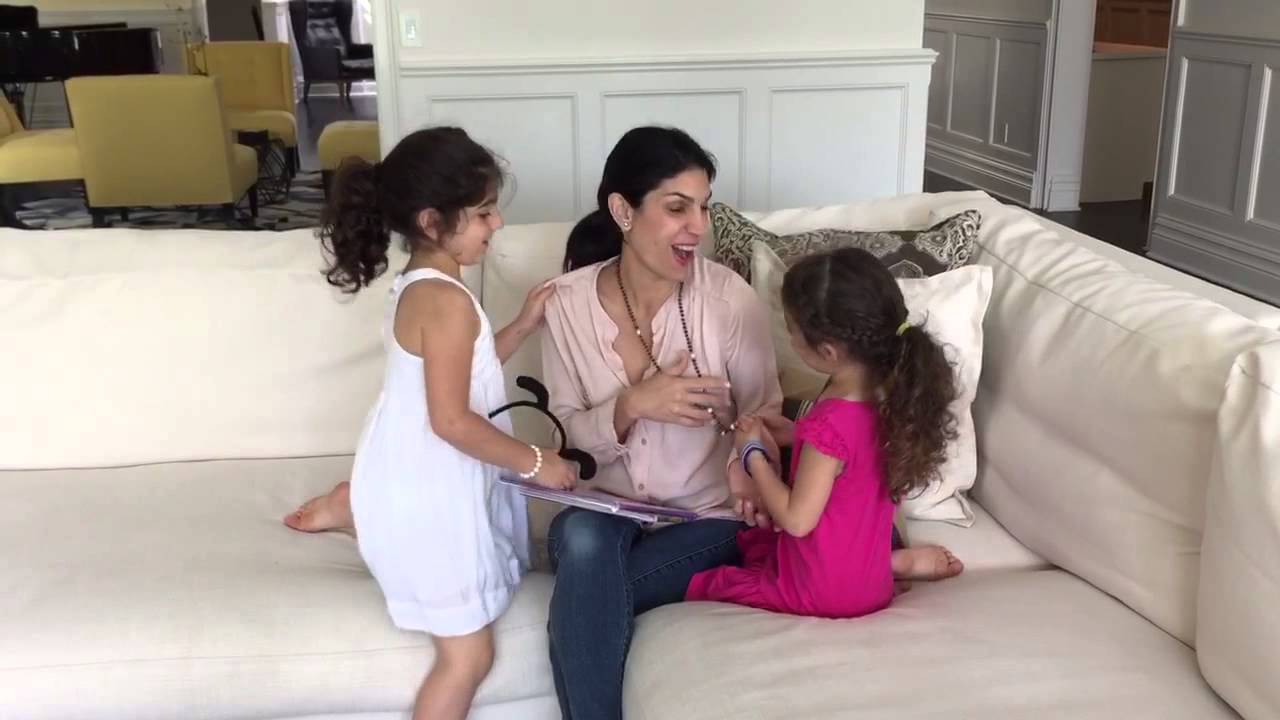 Fancy Nancy: A Fun & Educational Book To Teach Kids FANCY Words! - YouTube