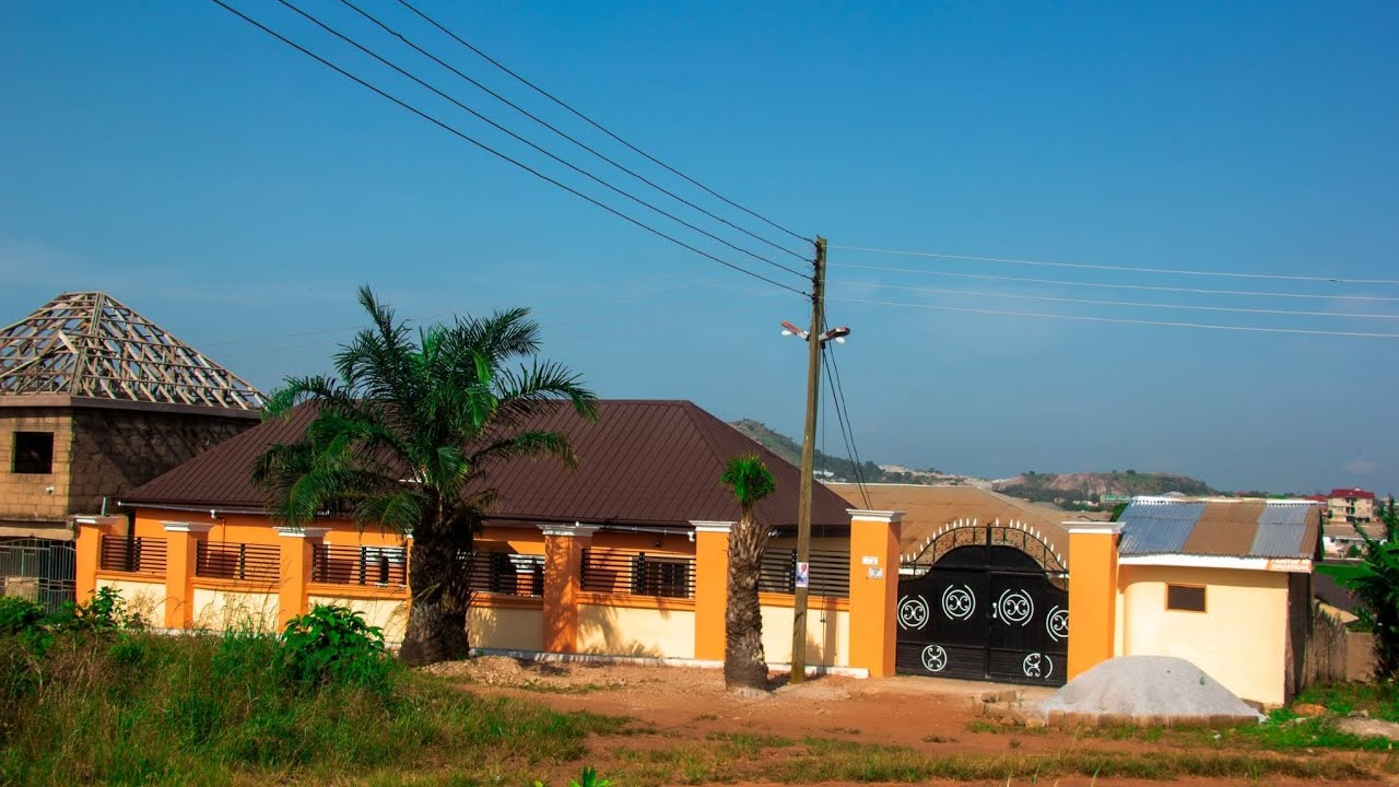 A MUST SEE || 5Bedroom House + 2BD BQ For Sale At Kumasi-Kronum, Ghana ...