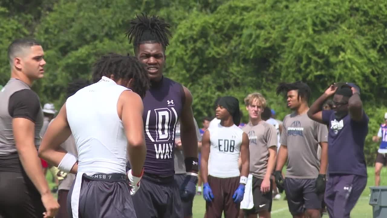 South Florida high school football players fine tune skills ahead of ...