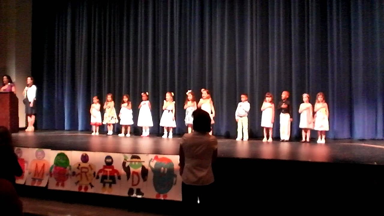 Preschool graduation pledge - YouTube