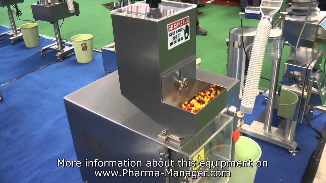 Pharmaceutical deblister machine for extraction capsules from blisters ...