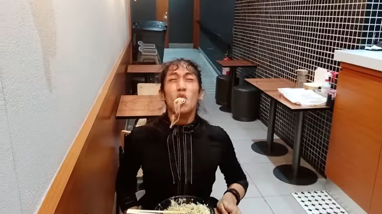 Intense Noodles Slurping - YouTube