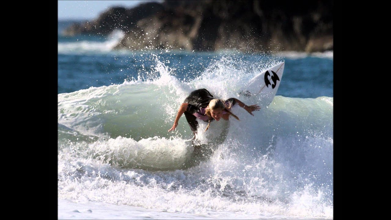 Suring and Modelling, the Incredible Paige Houden (alien Surf Girls ...