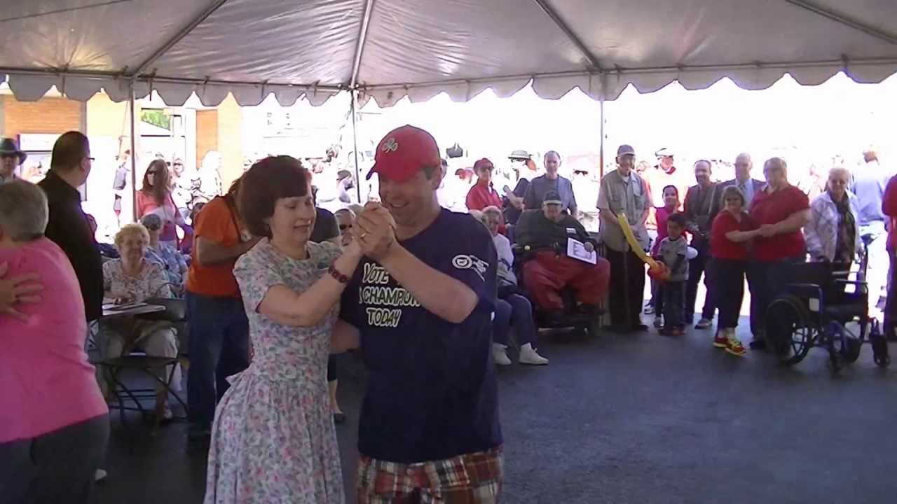 Parma Mayor Tim DeGeeter dancing on 2013 Polish Constitution Day - YouTube