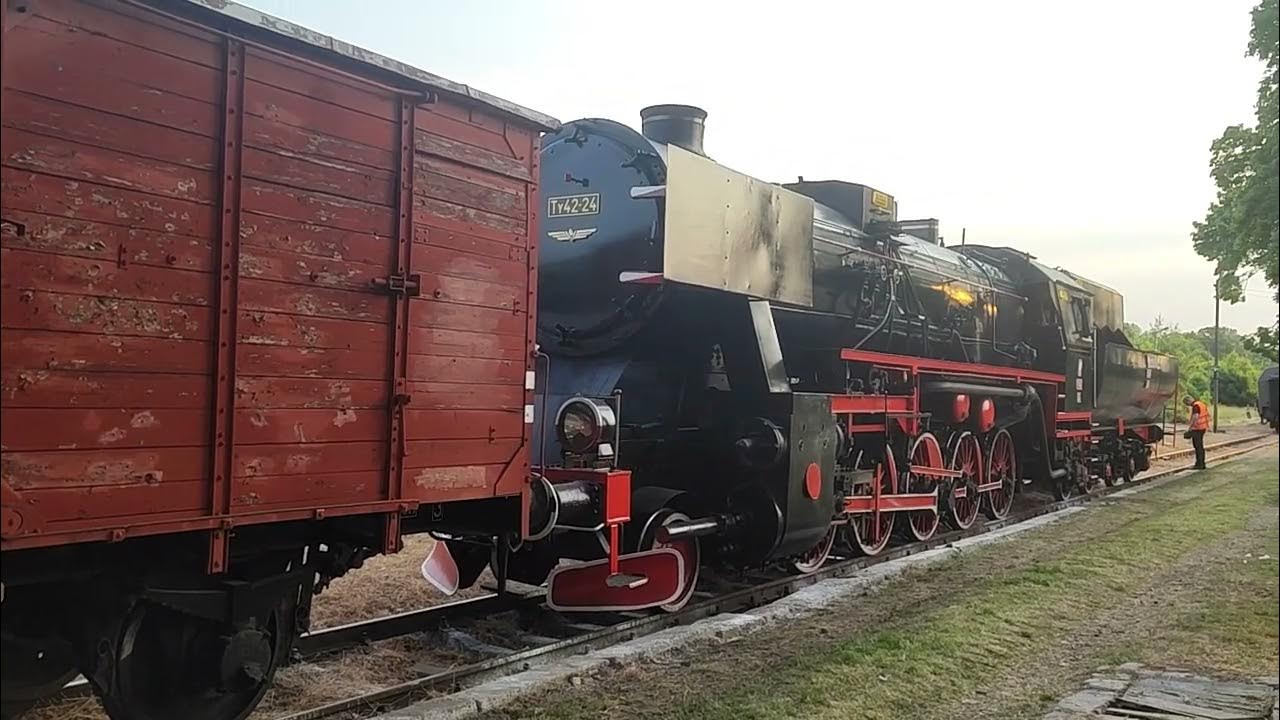 Z plan filmu SAMI SWOI i Ty42-24 06.2023 Racławice Śląskie - YouTube