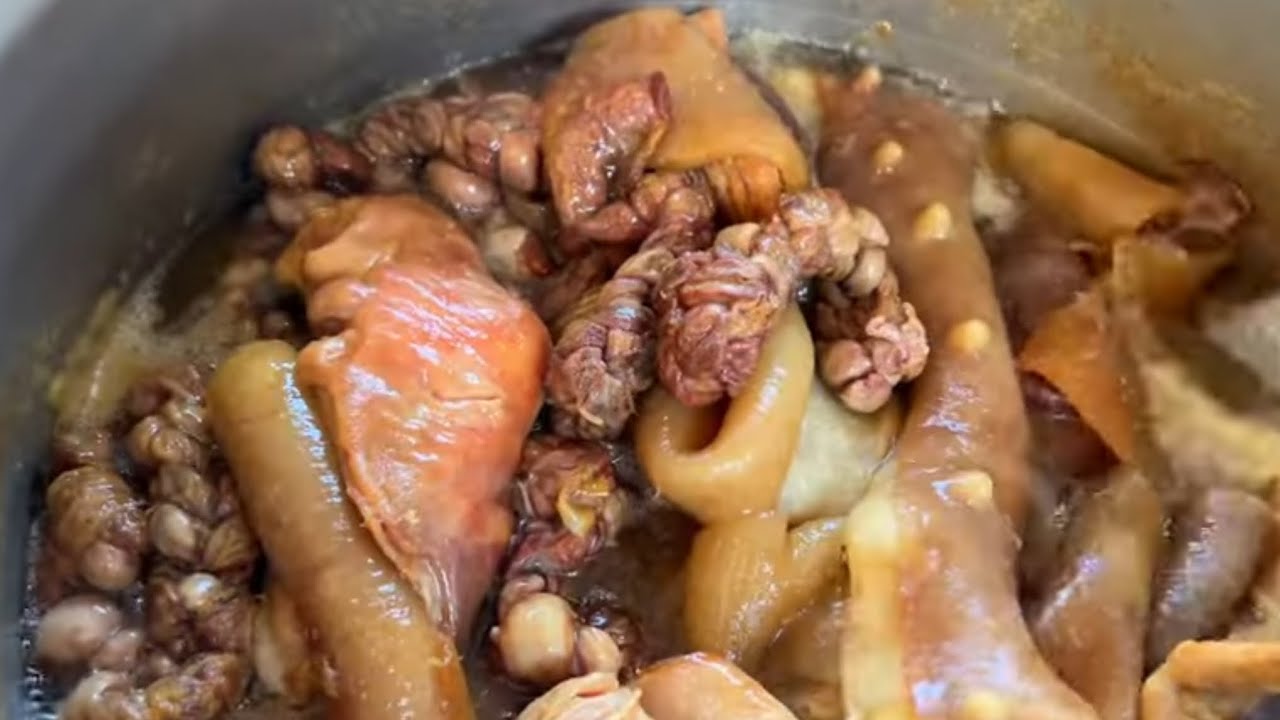 Carnitas con muy pocos ingredientes y como botana una Chimichanga o un ...