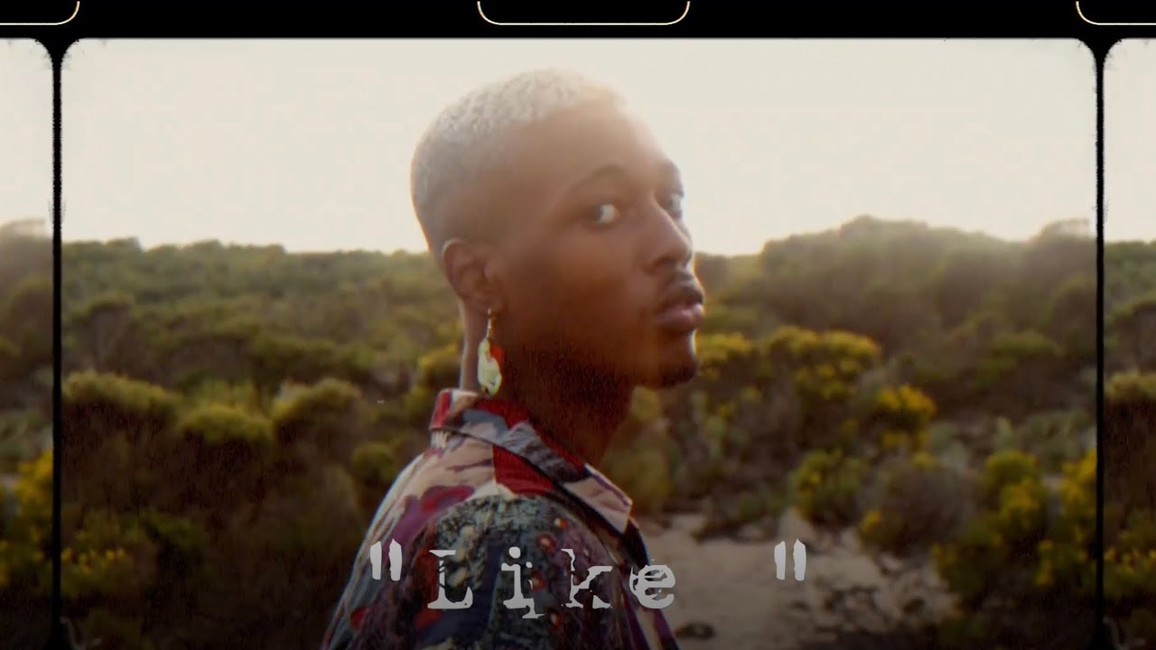 Elii Ormond - Space [Official Music Video] - YouTube