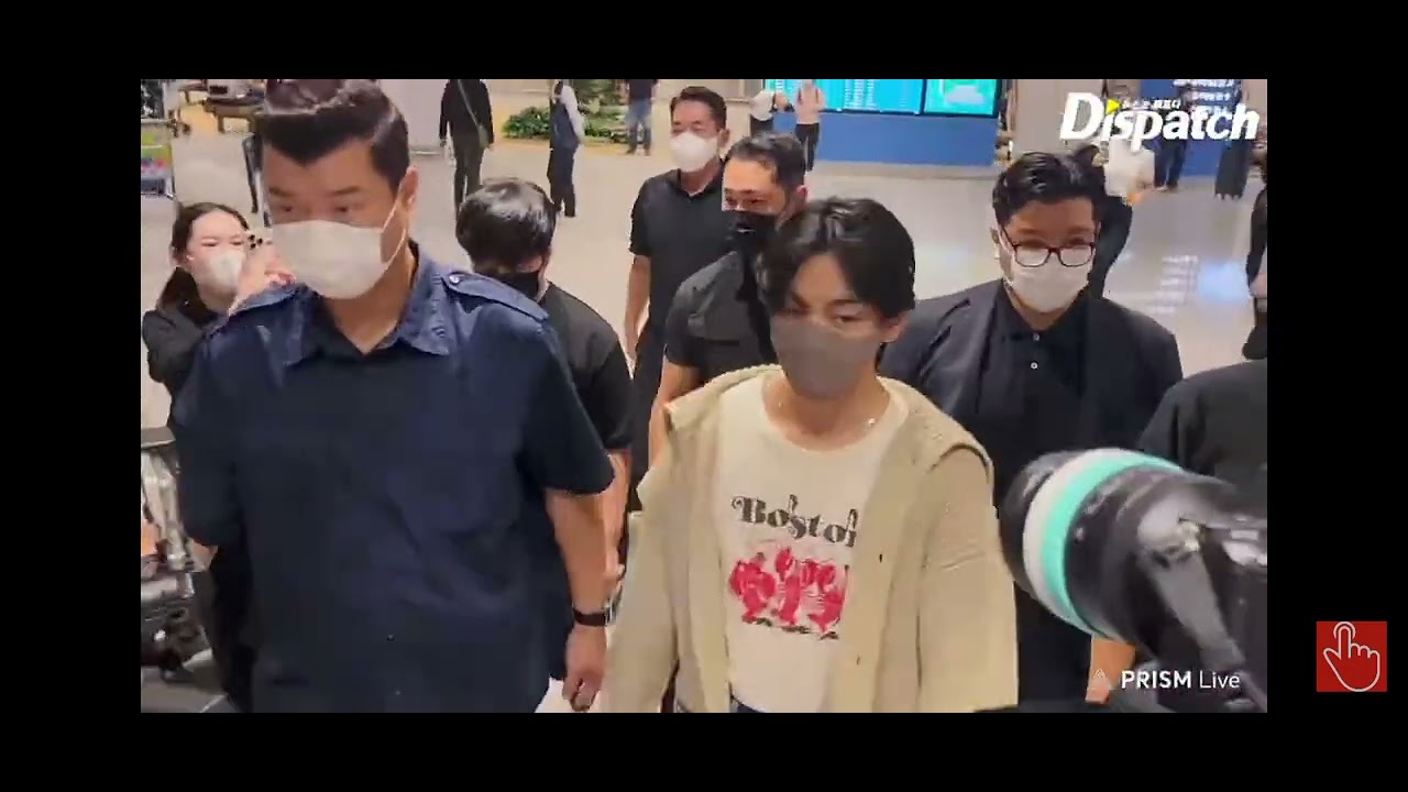 🔴[BTS] V (LIVE) “INC INT" airport, arrival [V] [공항] Kim TAEHYUNG ...