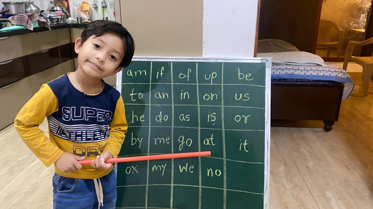 Learn "2 Letter Words" with Amay! 🅰️🅱️ (Phonics for Kindergarten ...