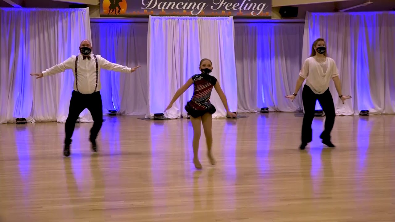 Matt Raiche & Rachael Mooney perform at Dancing Under the Stars with ...