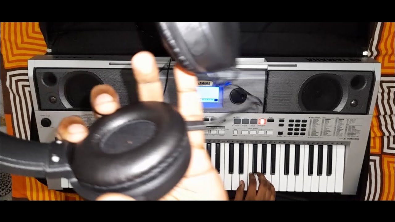 How to connect headphones to yamaha and Casio keyboards| # ...