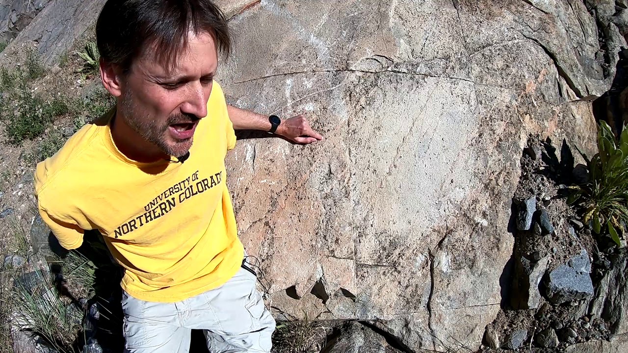 Metamorphosed and deformed igneous rock in Big Thompson Canyon ...