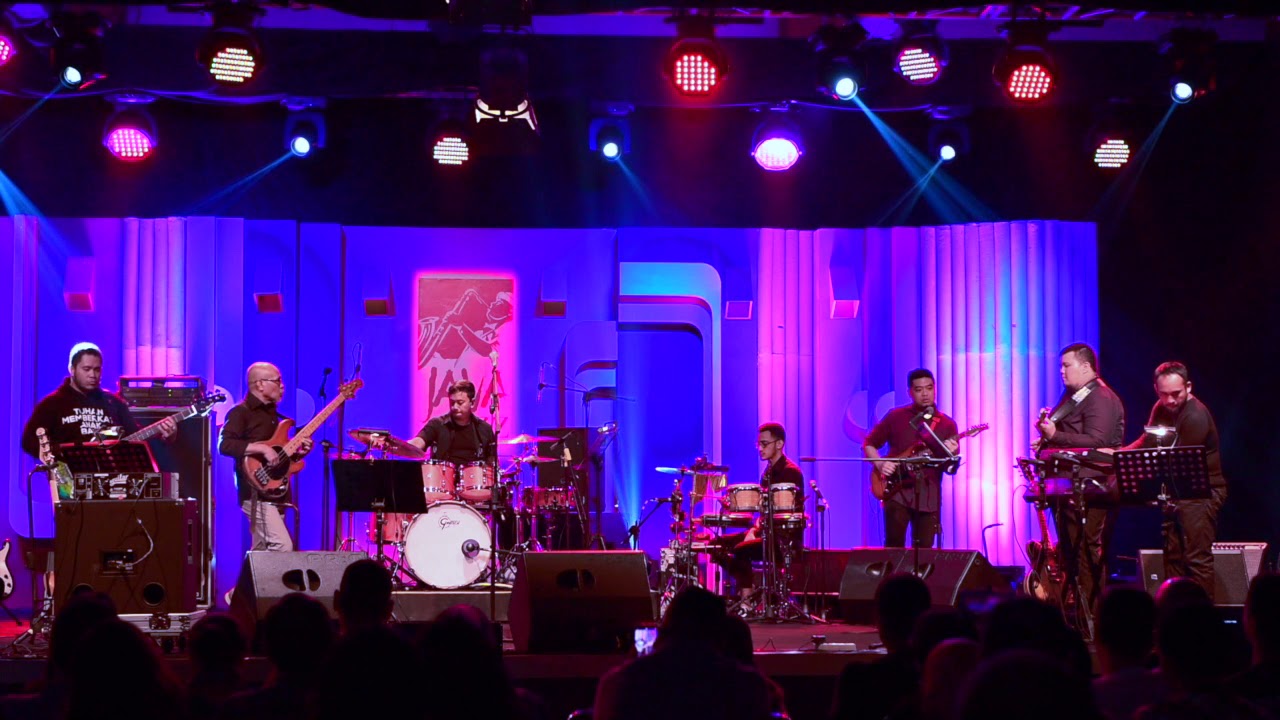Lukisan Lama - Yance Manusama Java Jazz 2019 - YouTube