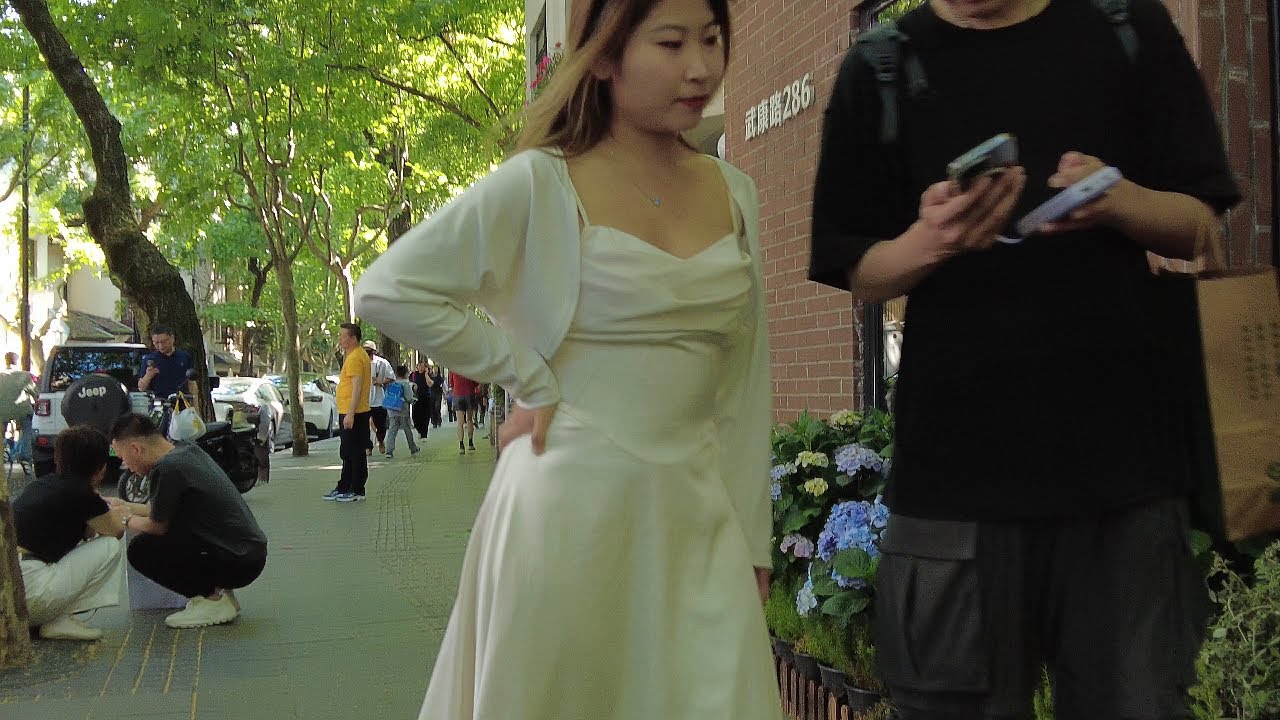 Day Walking on Shanghai Anfu Road 白天漫步上海安福路 - YouTube