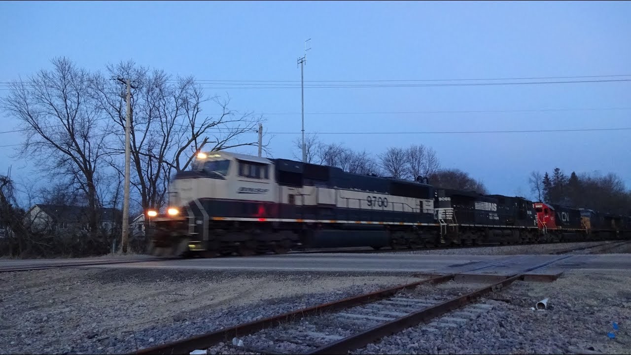 BNSF 9700 leads an 11,000 foot long ethanol train on the CN Freeport ...