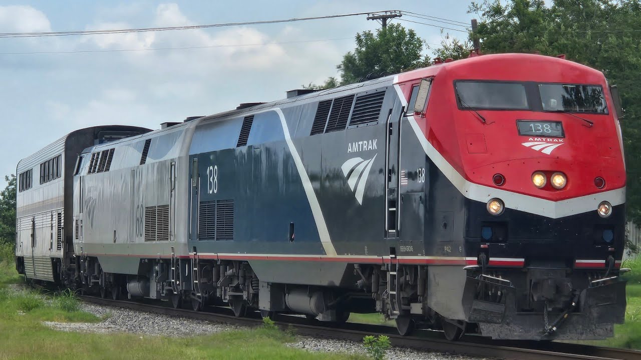 Amtrak 138(Phase VII)leads a late Texas Eagle 22 north through Taylor Texas - YouTube