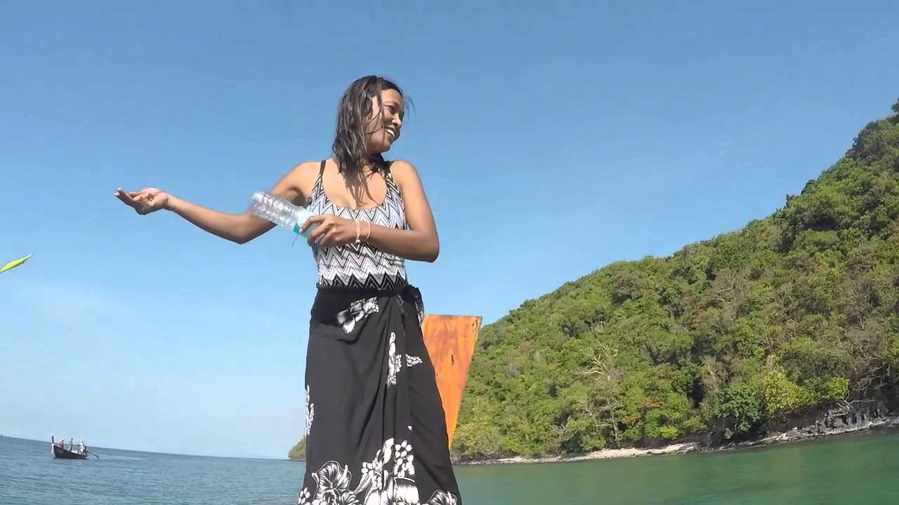 Water Addicts - Kiteboarding in Thailand - YouTube