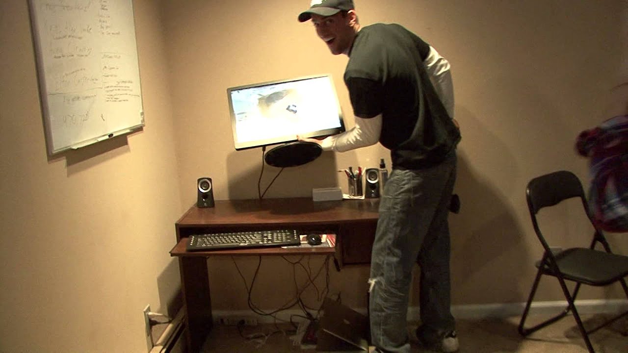 Bashing Sister's Computer - Funny Pranks on Family - YouTube