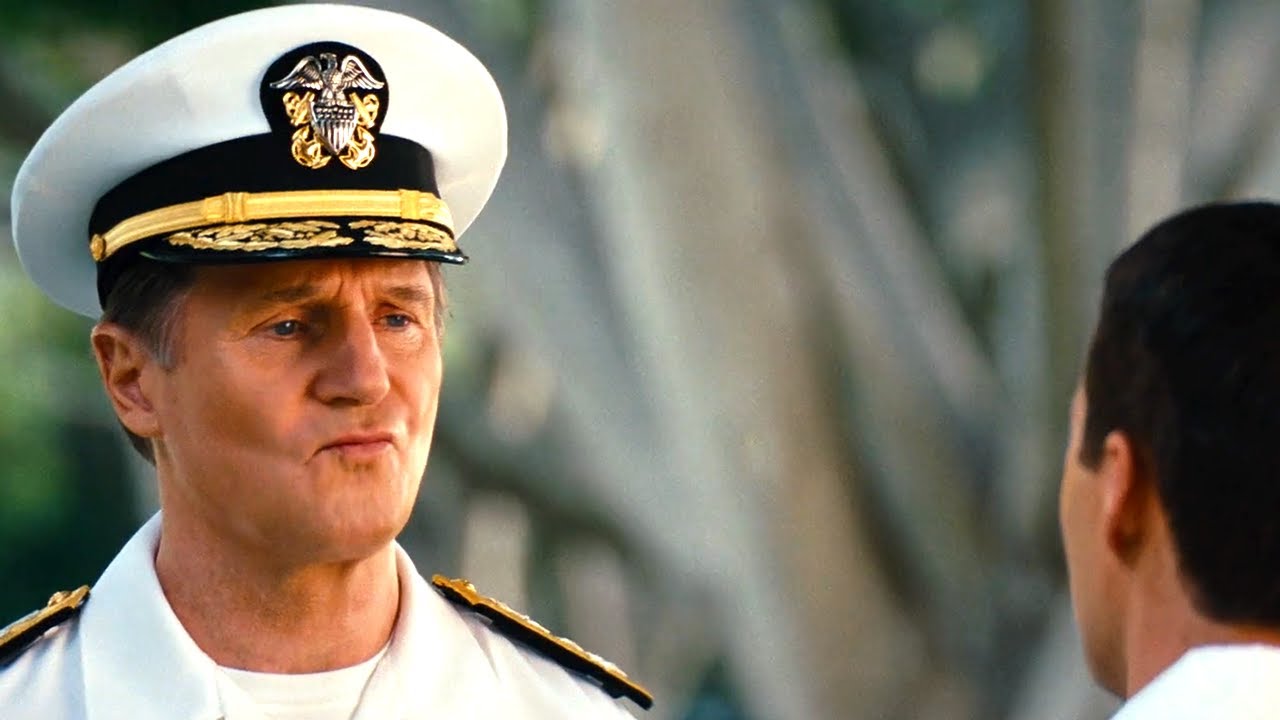 Normal Guy Joins The Army to Defeat Aliens and Save Earth from ...