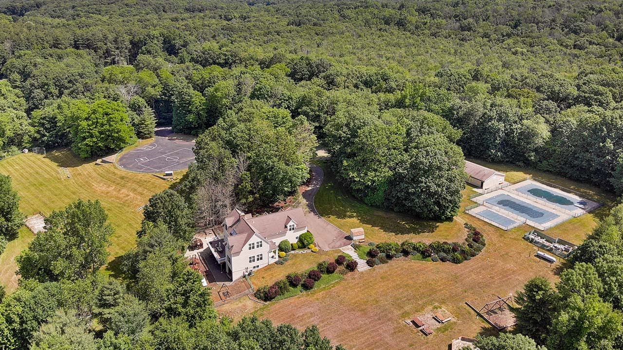 27 Starrs Ridge Road Redding, CT - YouTube