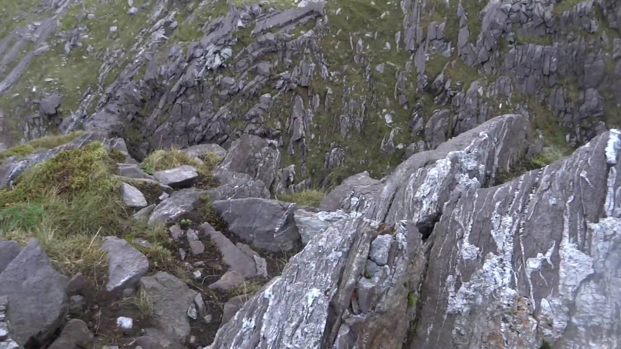 Curved Gully Ridge Carrauntoohil - YouTube
