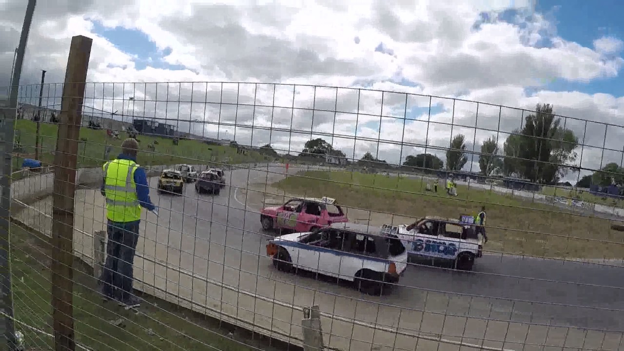 Barford Raceway - Junior Bangers World Cup - 25.06.17 - YouTube