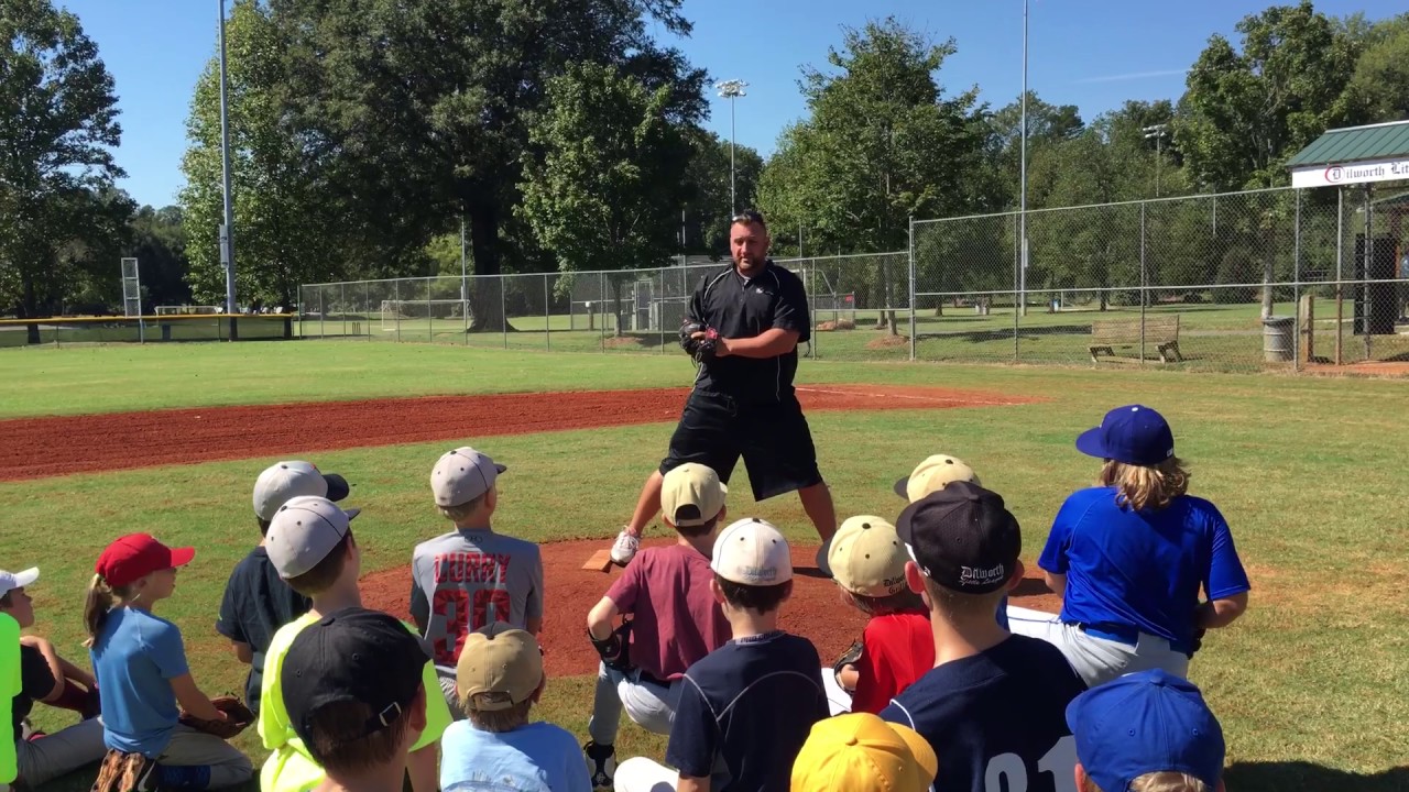 Fall Pitching Clinic - YouTube
