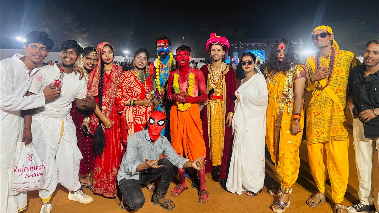 Fashion shows (Bollywood themes ) Rajiv Gandhi College Vashi - YouTube