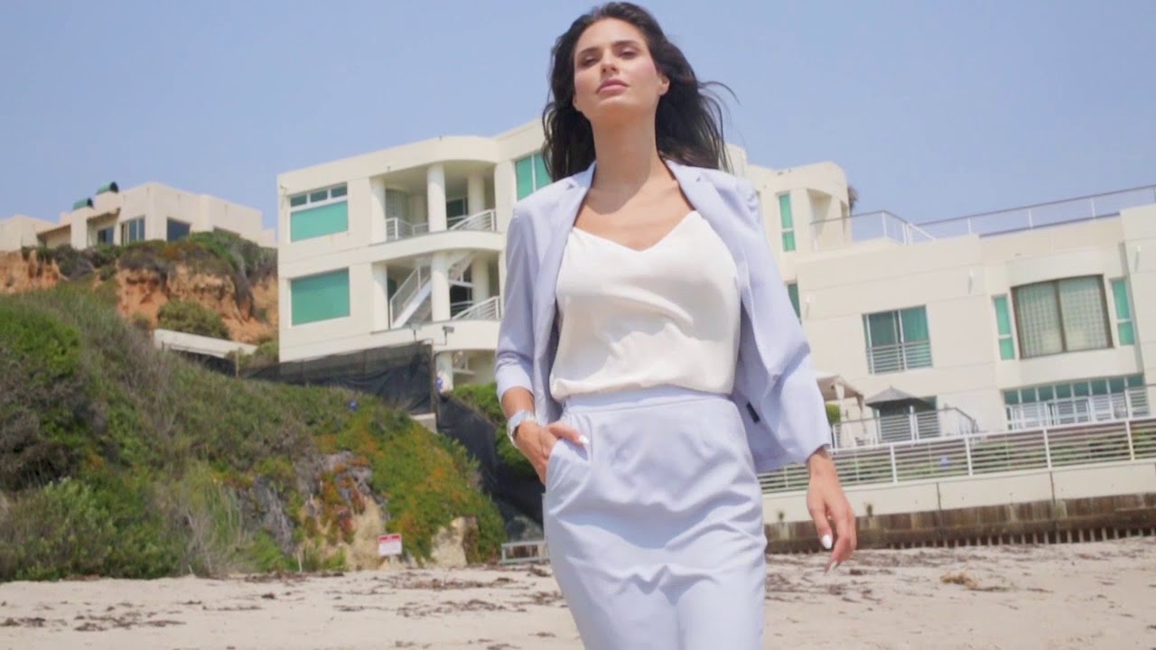 refined - Icy blue suits for city summer and sensation - YouTube