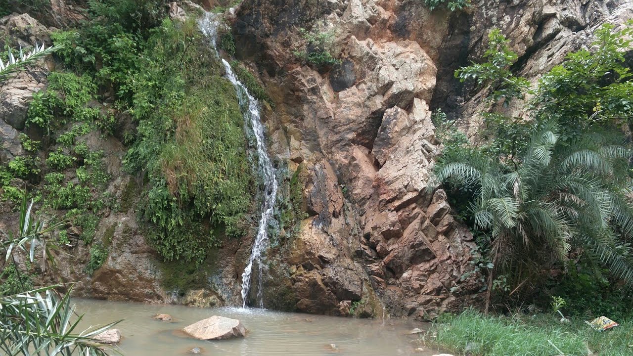 Muthyala maduvu or Pearl Valley waterfall - YouTube