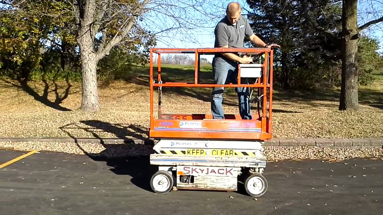 Lift 6 - Skyjack 3015-15100 - YouTube