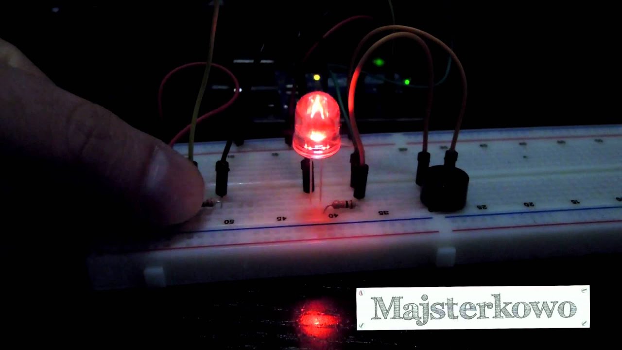 Fotorezystor podłączony do Arduino - YouTube