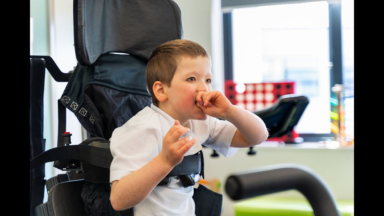 Innowalk Pro in a special school setting - YouTube