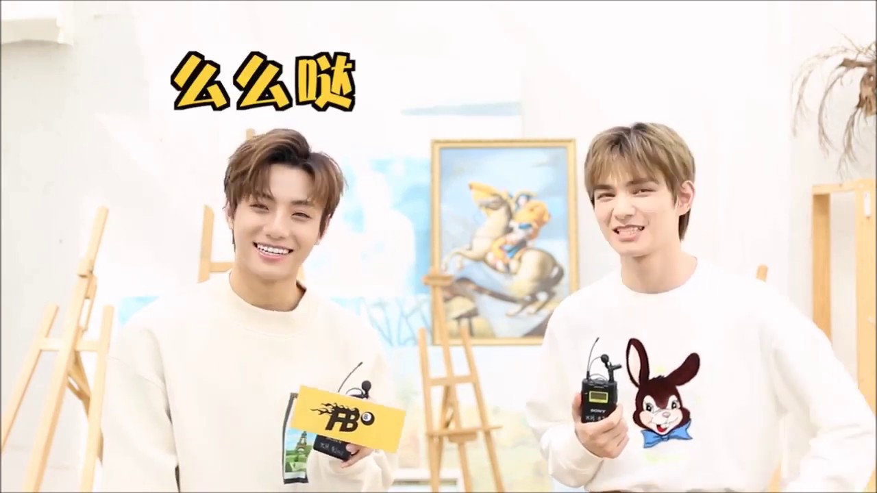 [ENG SUB]【UNINE】李振寧 Li Zhenning 何昶希 He Changxi -《FireBible》專訪：網絡用語等級測試 ...