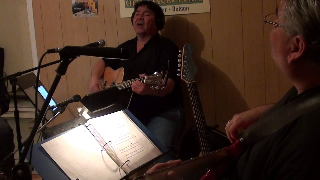 Roger Lee Martin ~ Down In The Valley - YouTube