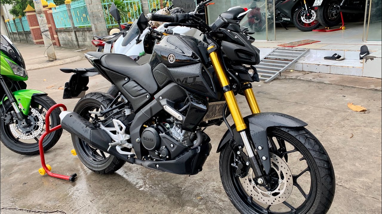 #huyxe : chào bán mt15 yamaha 2020 như mới. Anh em nào định mua xe mới ...