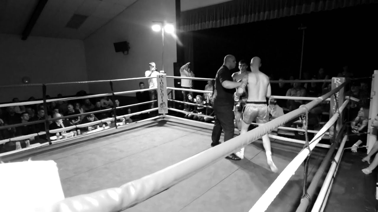 Giles Richards Vs Ryan Cuff K1 - YouTube