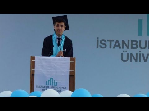 İstanbul Medeniyet Üniversitesi'nin İlk Birincisi Abdulkadir Aksöz'ün Mezuniyet Töreni Konuşması