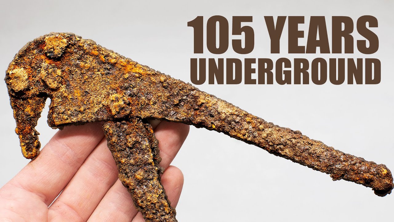 Very Rusty Old Wire Cutters Restoration - YouTube