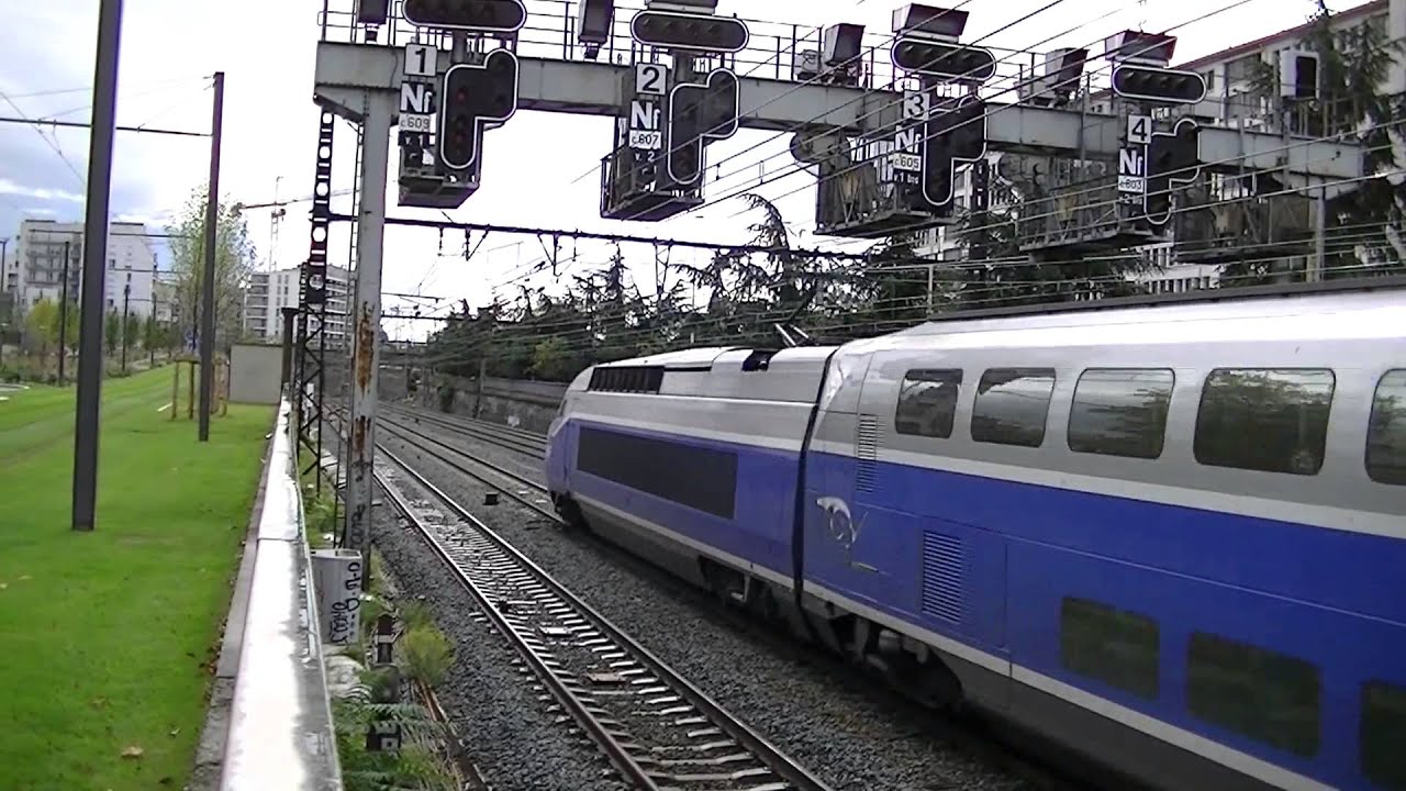 1 train TGV POS Lyria 4402 +8 trains ter+6 trains TGV à Lyon - YouTube