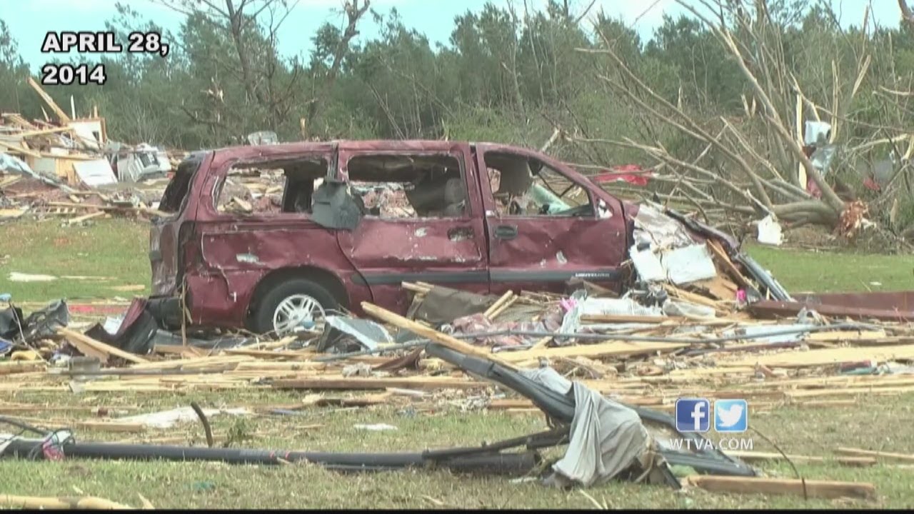 VIDEO: A look back at April 28, 2014 in Louisville and Tupelo - YouTube