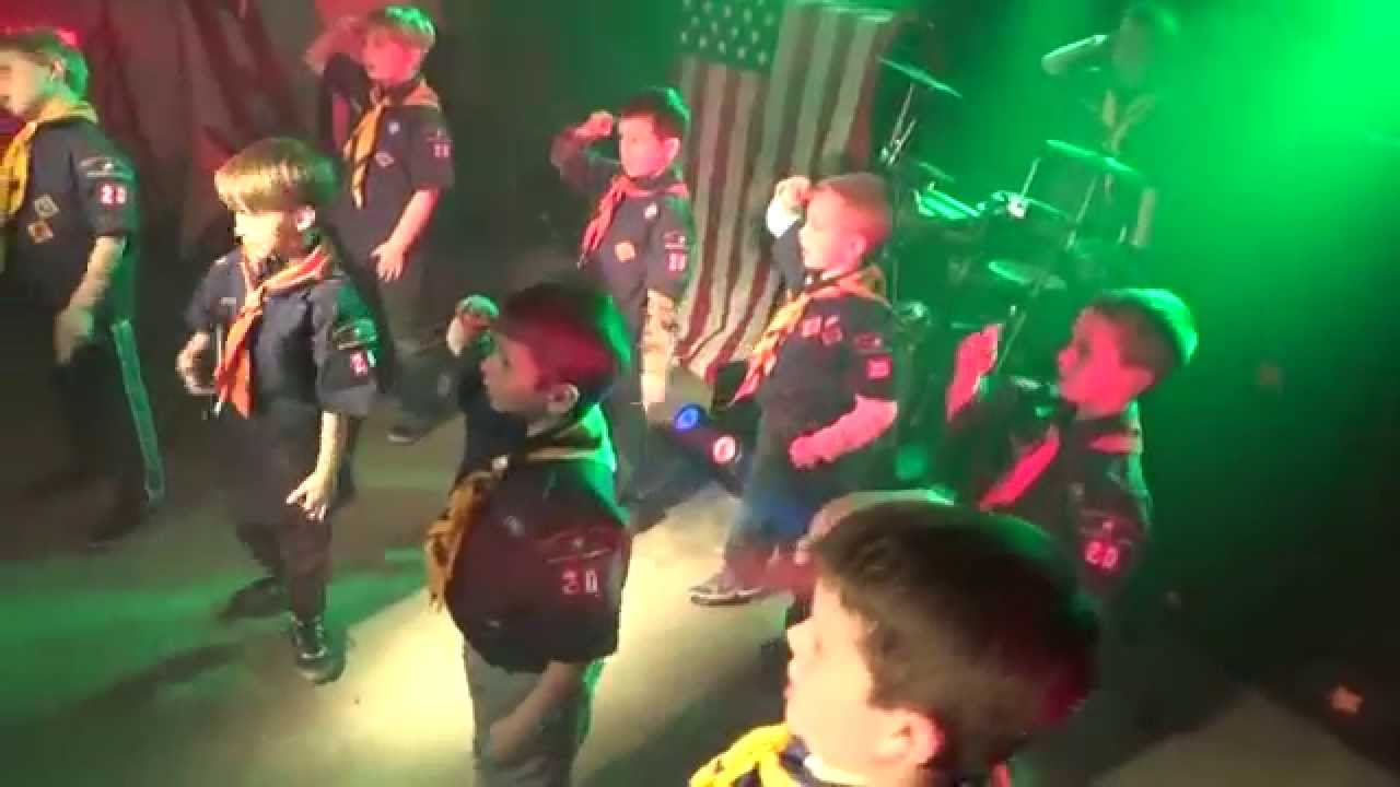 Fridley Pack 20 Wolves & Tigers - YouTube