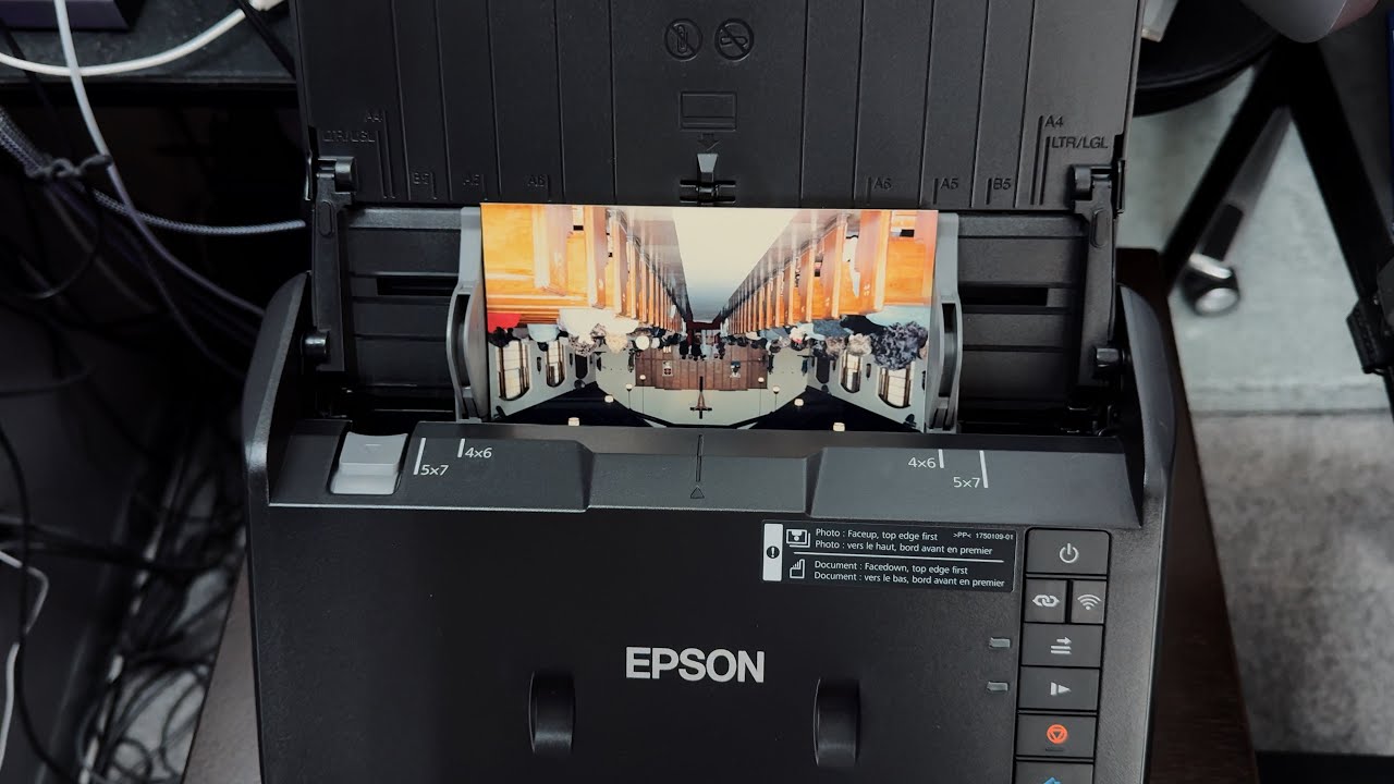 Epson FastFoto FF-680W Unboxing, Setup & Review - YouTube