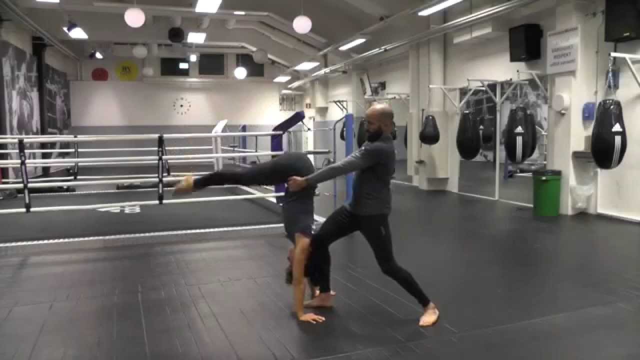 Handstand with pike - YouTube